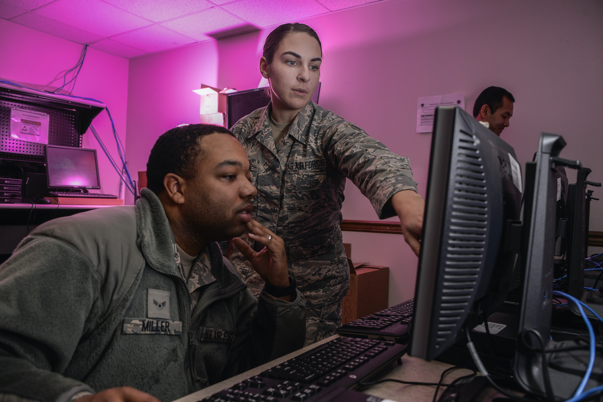 The Air Force remakes a squadron into a cyber-focused unit | FedScoop