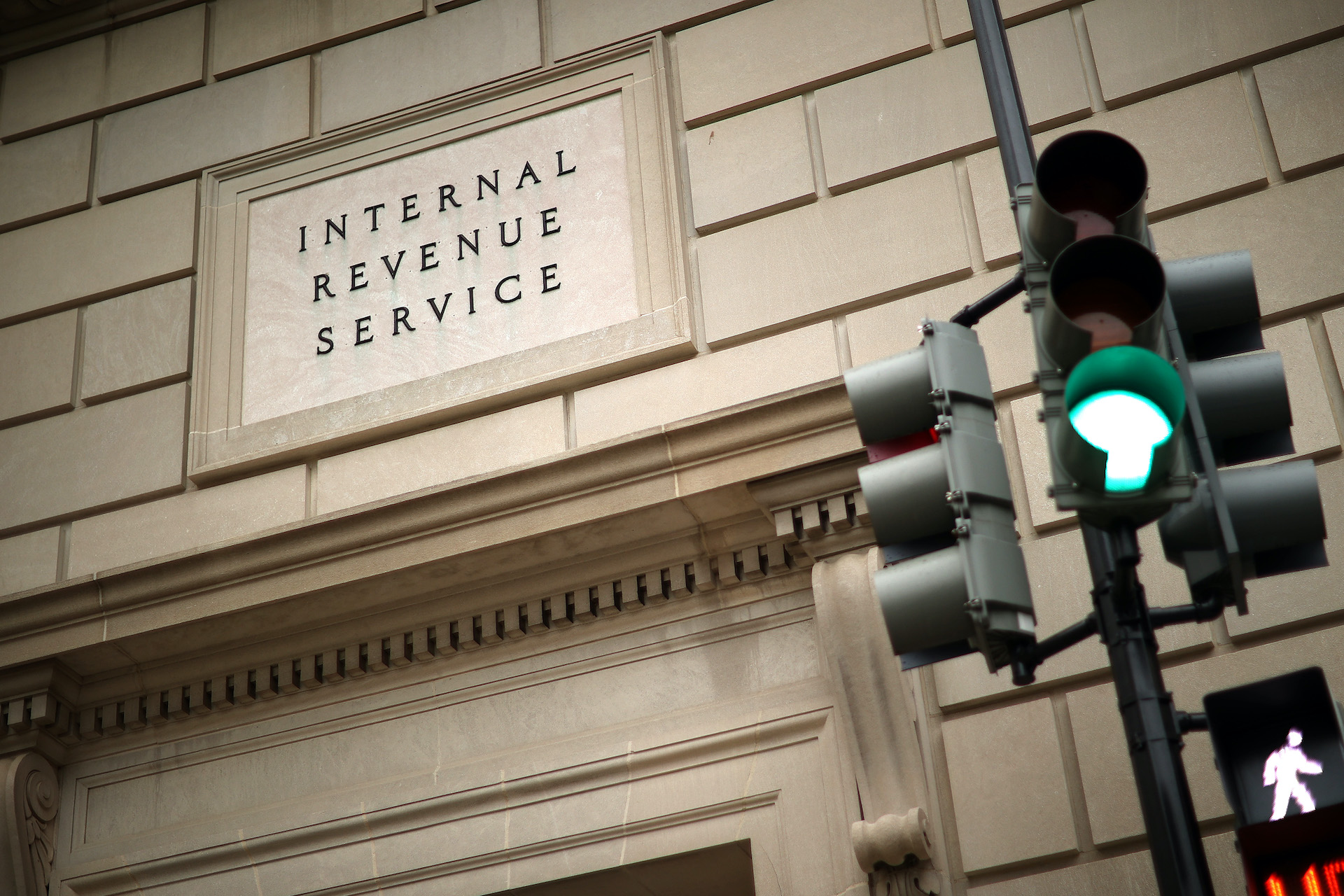 Stilted innovation, less efficiency: Former IRS executives explain the ...