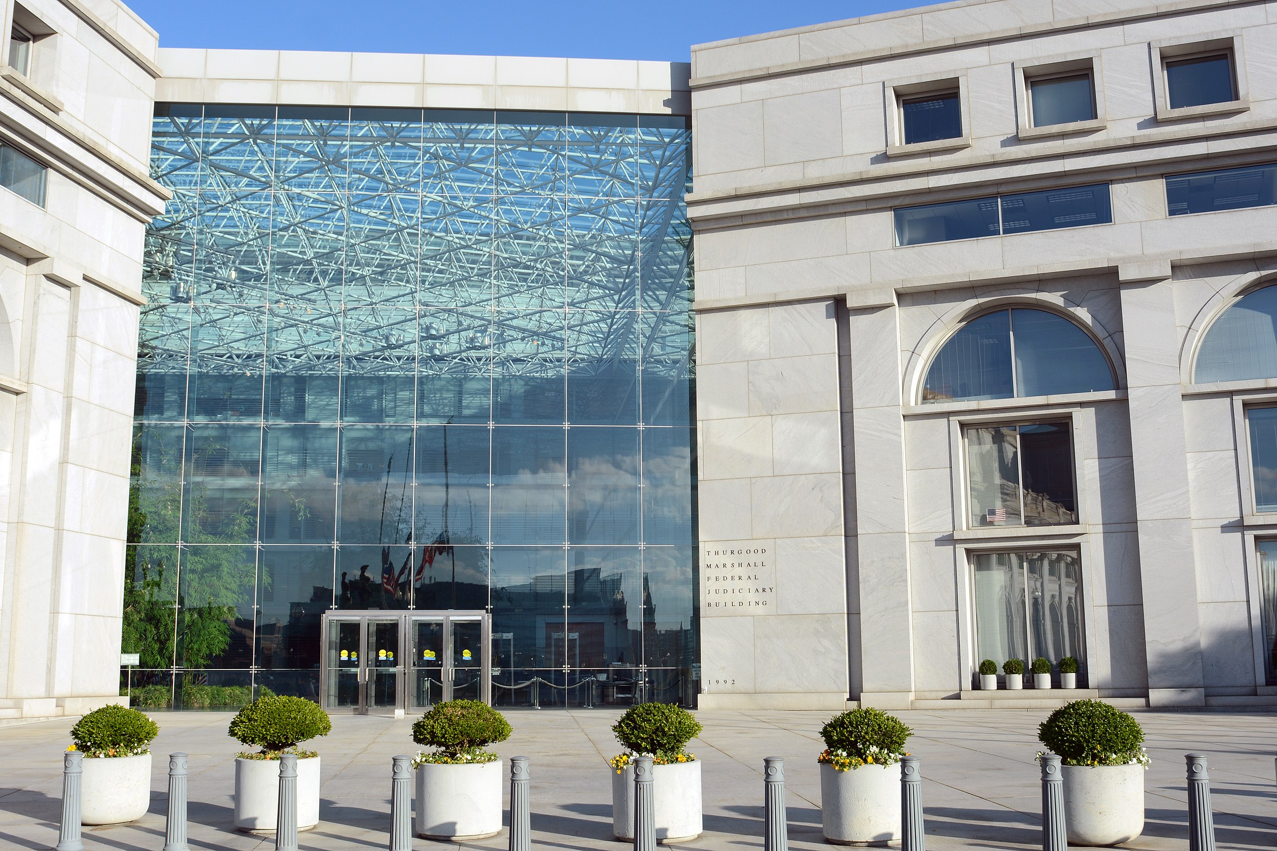 Interim AI guidance for US courts aims for experimentation with ...