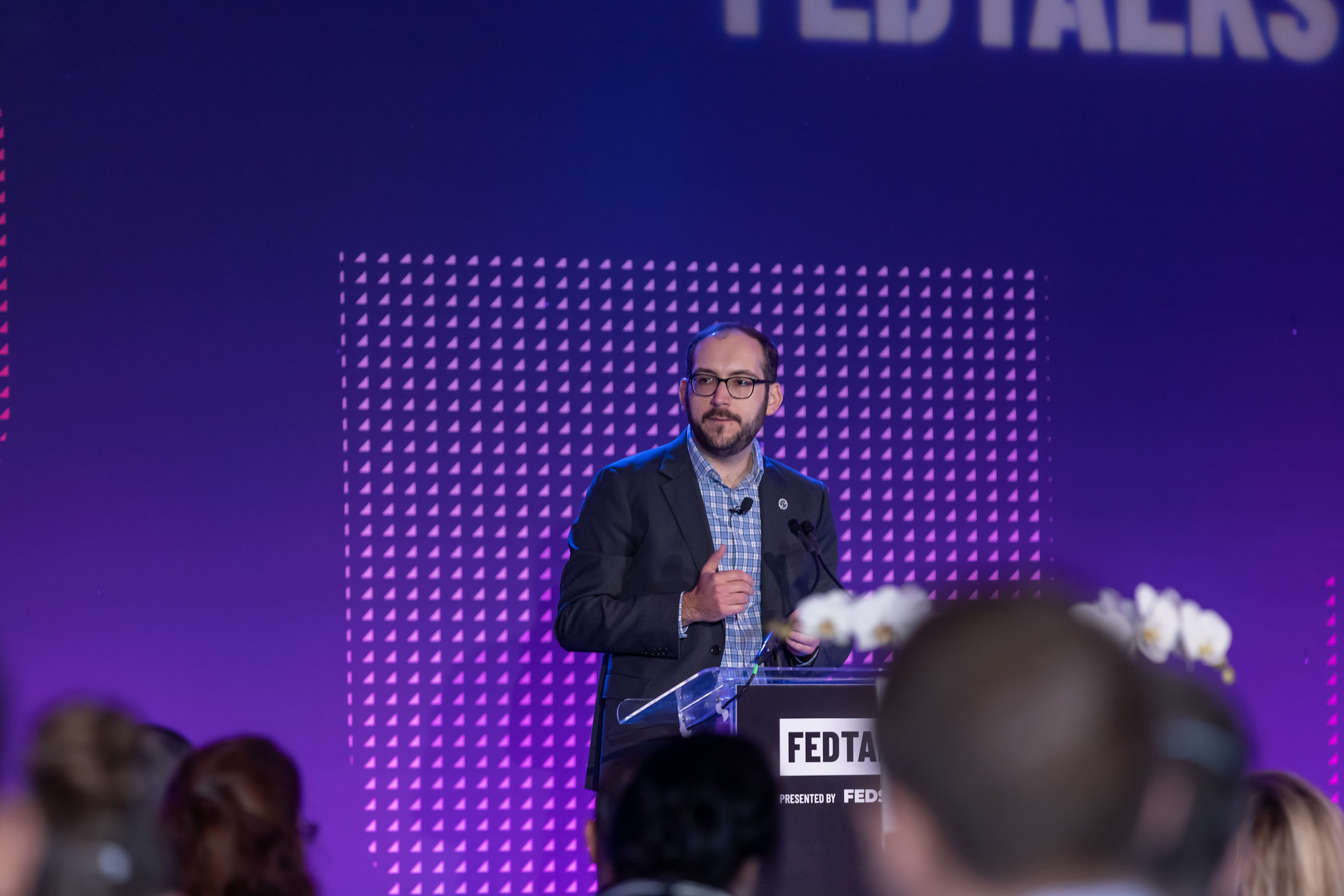 DHS releases commercial generative AI guidance and is experimenting ...