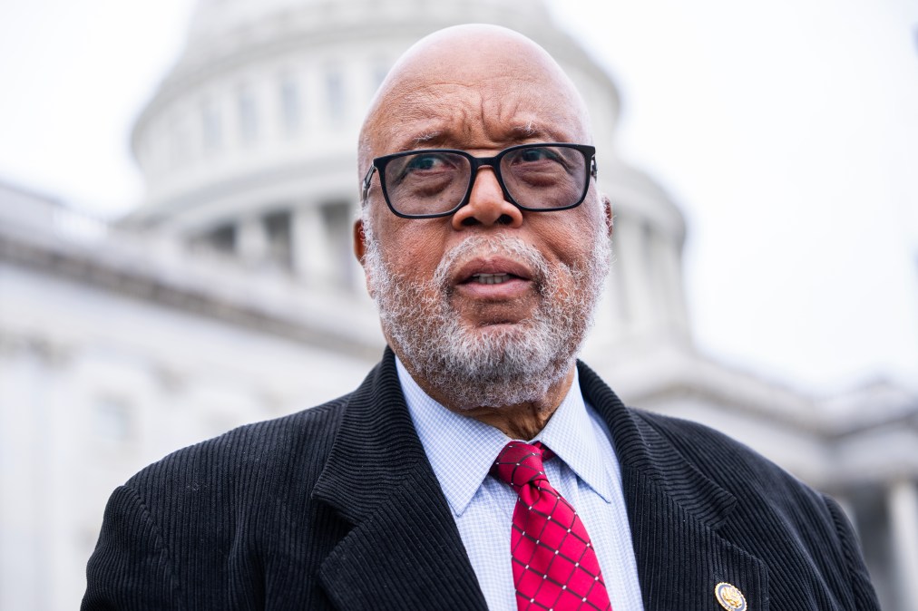 House Democrats eye limits on mobile biometric surveillance apps for ...