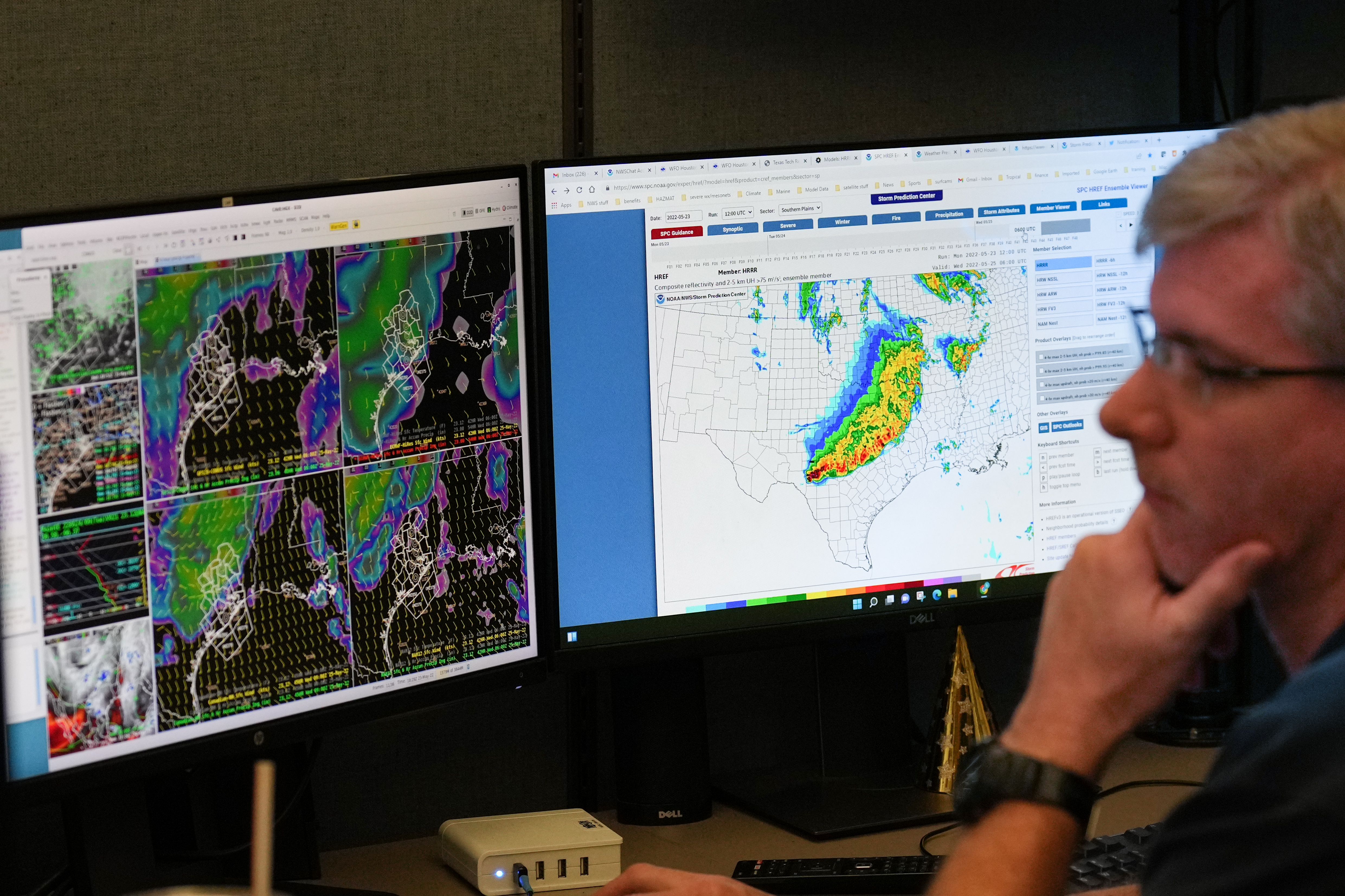 National Weather Service taps Accenture, Booz Allen for data system ...