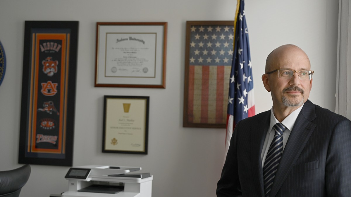 HHS CIO Mathias says tree-based AI models helping to combat Medicare fraud | FedScoop